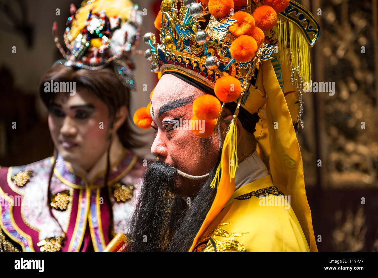 A Chinese opera performer backstage Stock Photo - Alamy