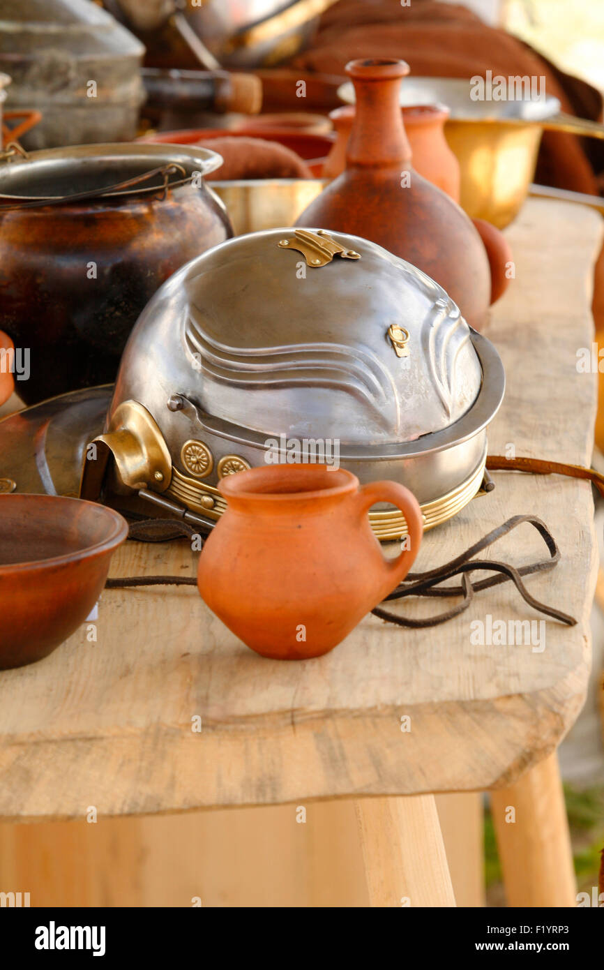 Accessories Field camp of the Roman legions, weapons, armor, household ...