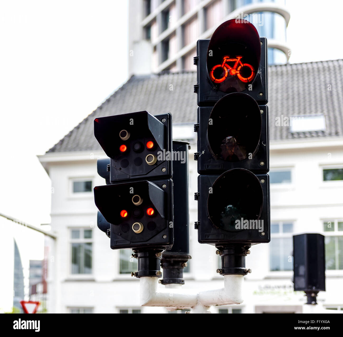 Bicycle traffic lights Stock Photo - Alamy