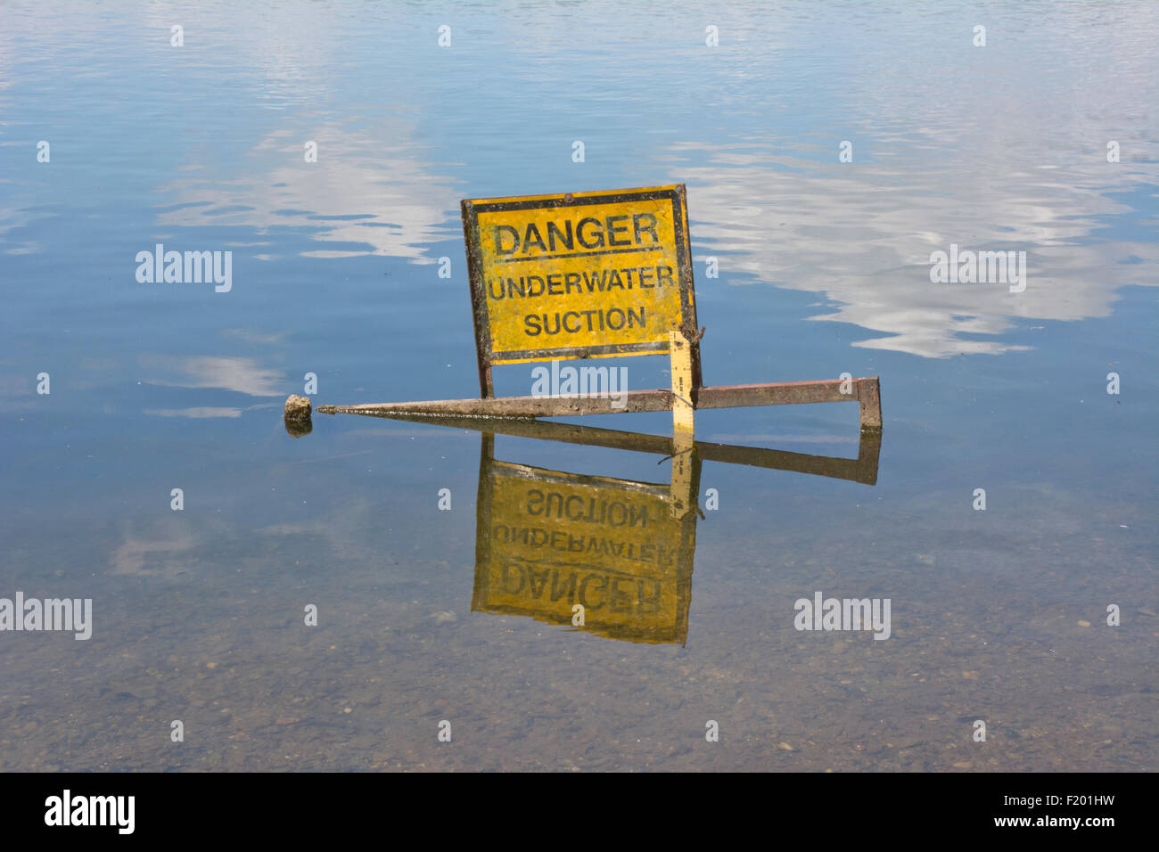 Underwater hazard hi-res stock photography and images - Alamy