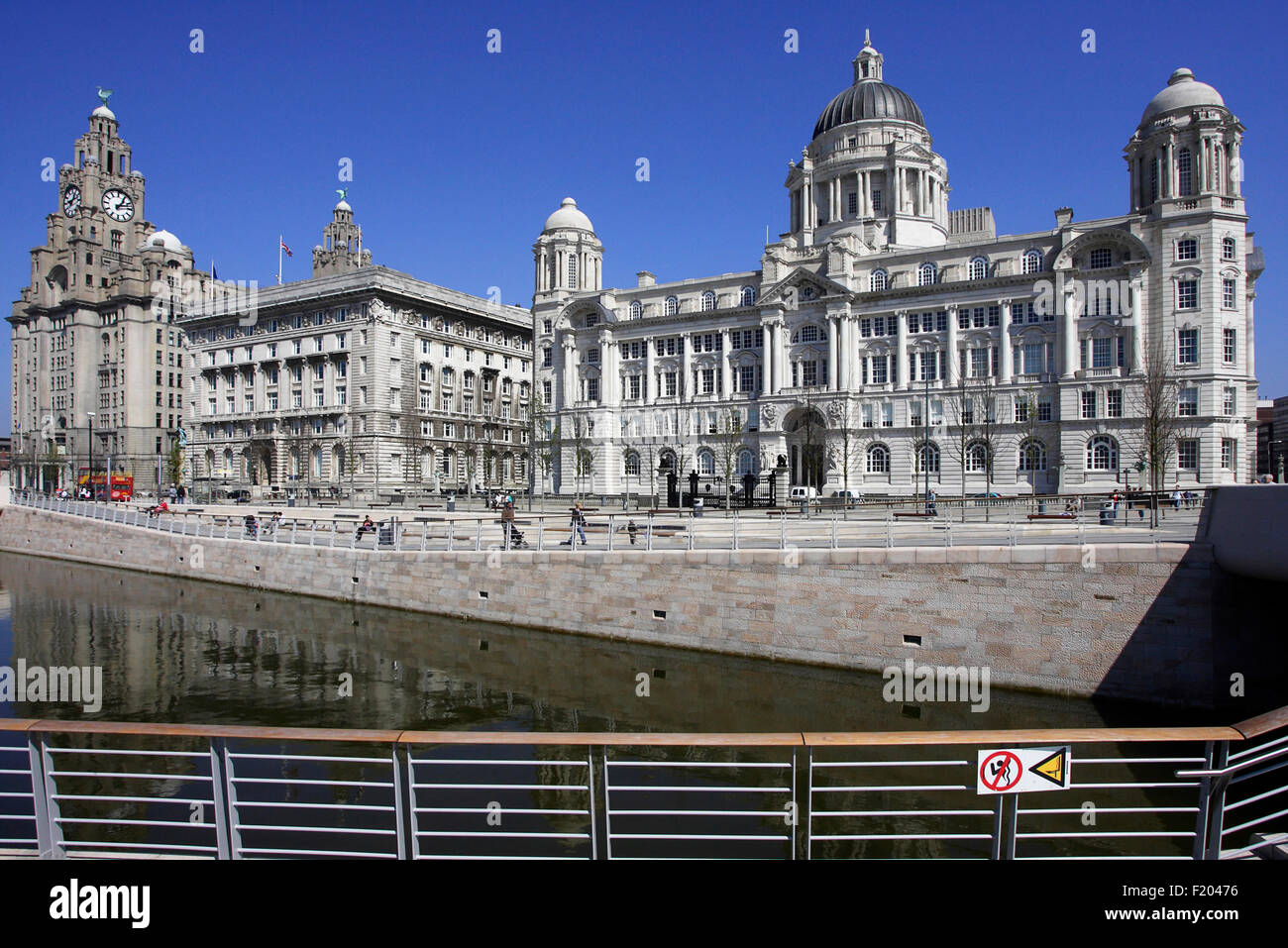 England, Merseyside, Liverpool, The Royal Liver Building, UNESCO ...
