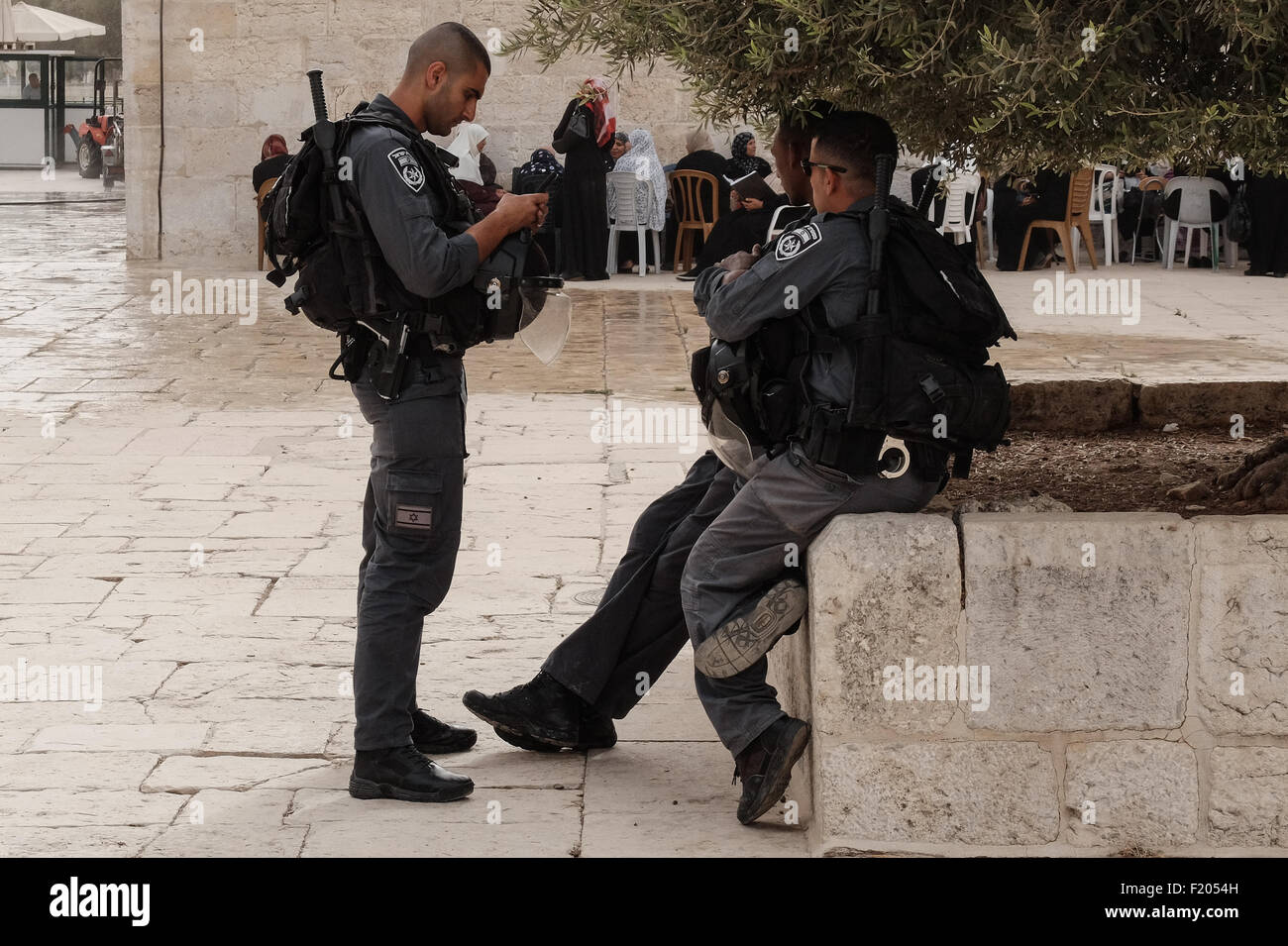 Policemen temple hi-res stock photography and images - Alamy