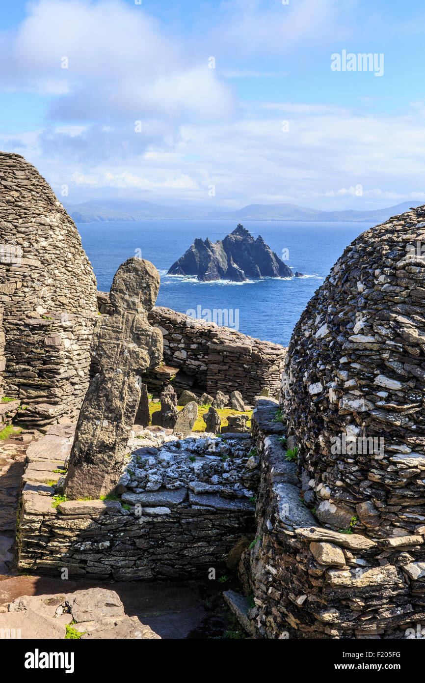 little skellig michael island ireland Stock Photo - Alamy