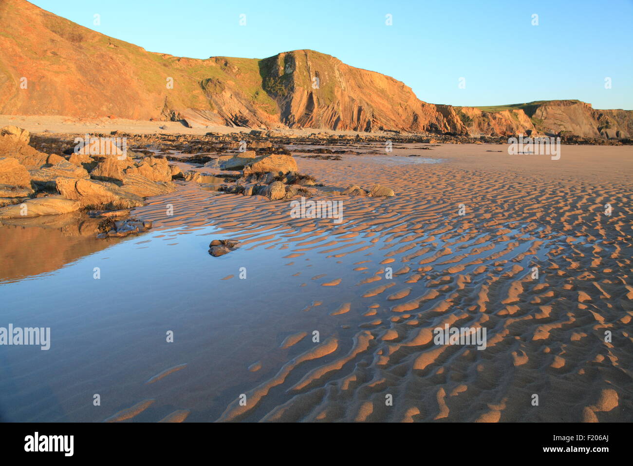 Sandymouth Bay High Resolution Stock Photography and Images - Alamy
