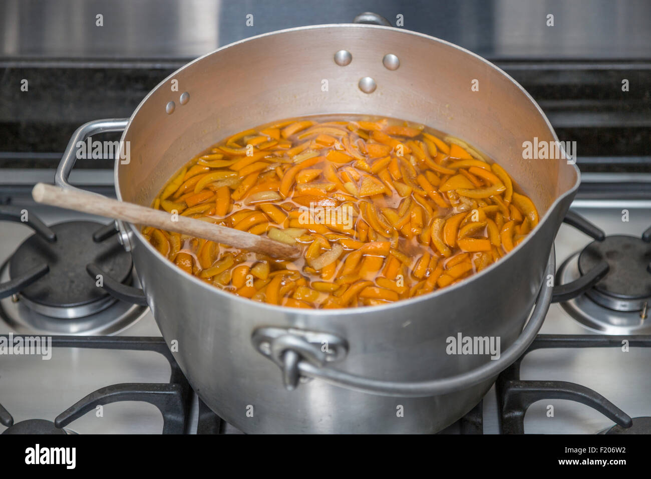 Preserving pan hi-res stock photography and images - Alamy