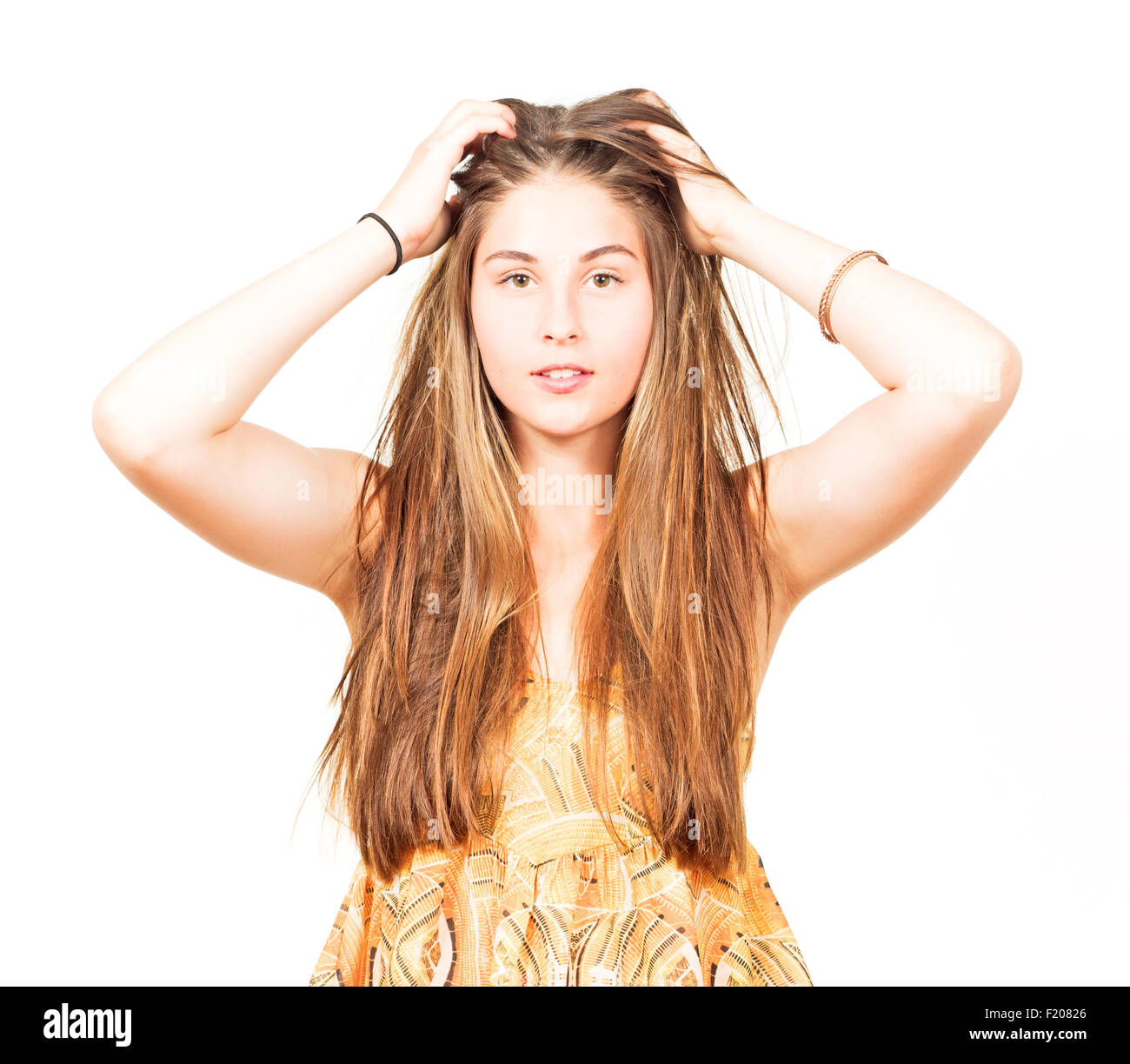 Greift sich ins haar hi-res stock photography and images - Alamy