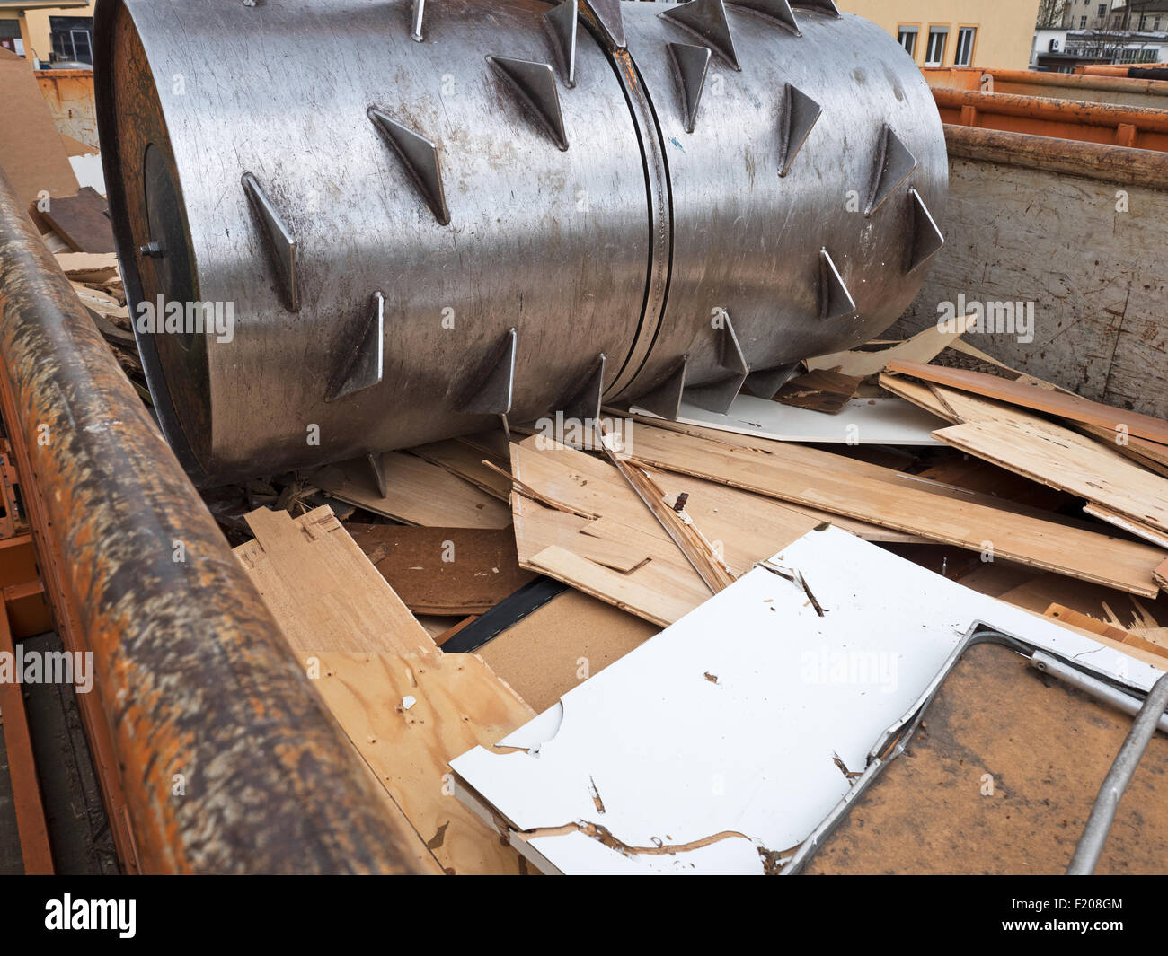 Schrottpresse hi-res stock photography and images - Alamy