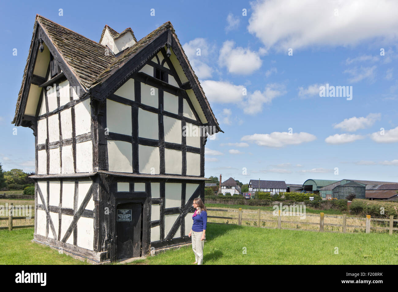 Dovecote building buildings hi-res stock photography and images - Alamy