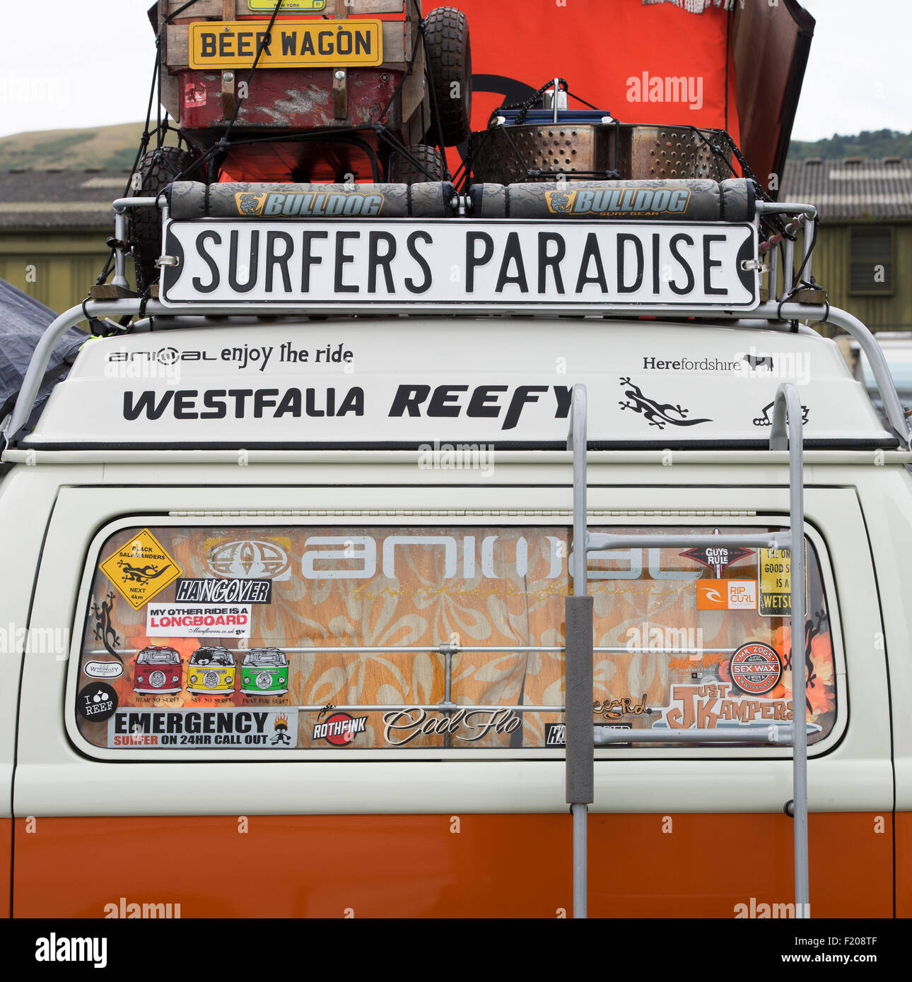 VW Volkswagen westfalia camper van rear end Stock Photo - Alamy