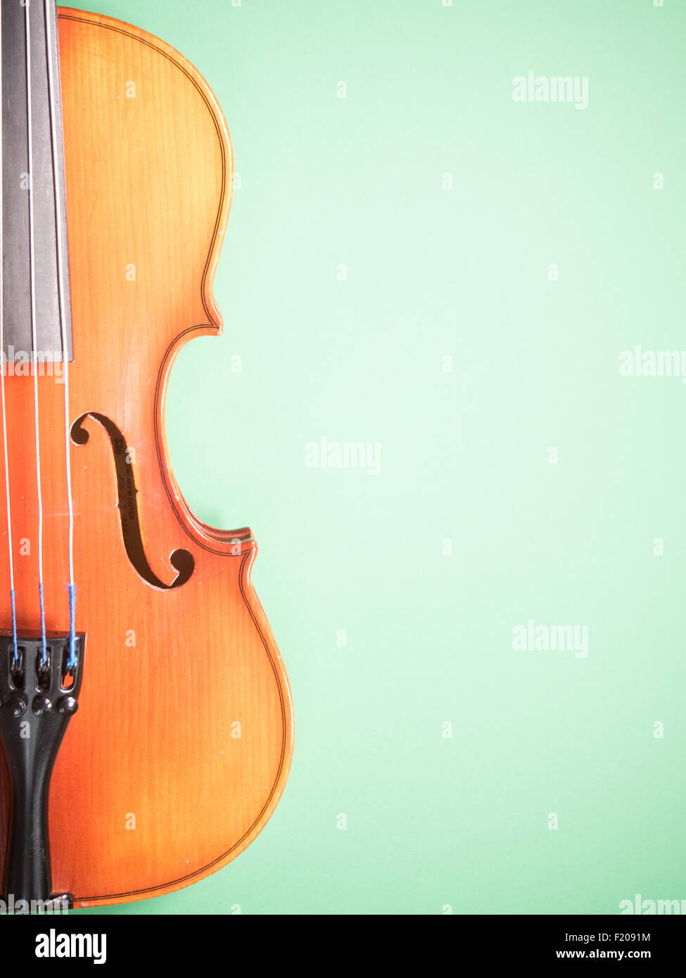 Geige hi-res stock photography and images - Alamy