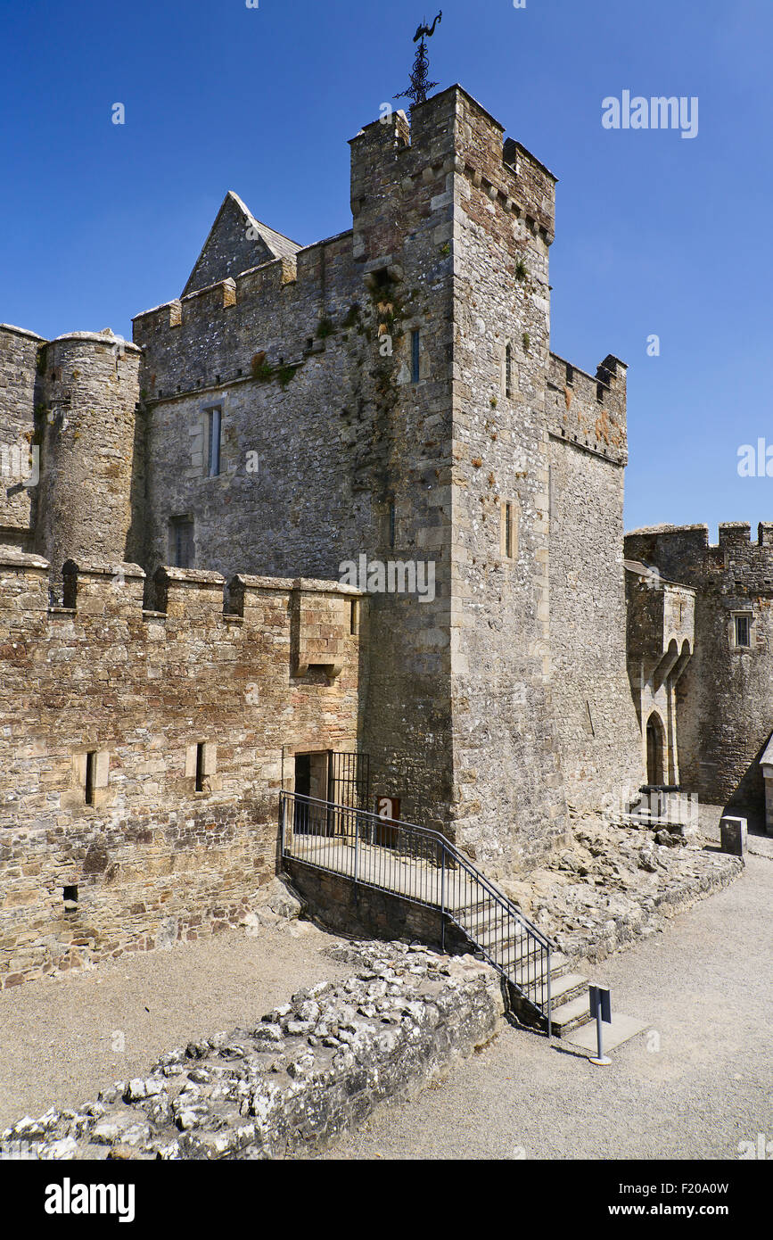 Ireland, County Tipperary, Cahir, Cahir Castle Stock Photo - Alamy