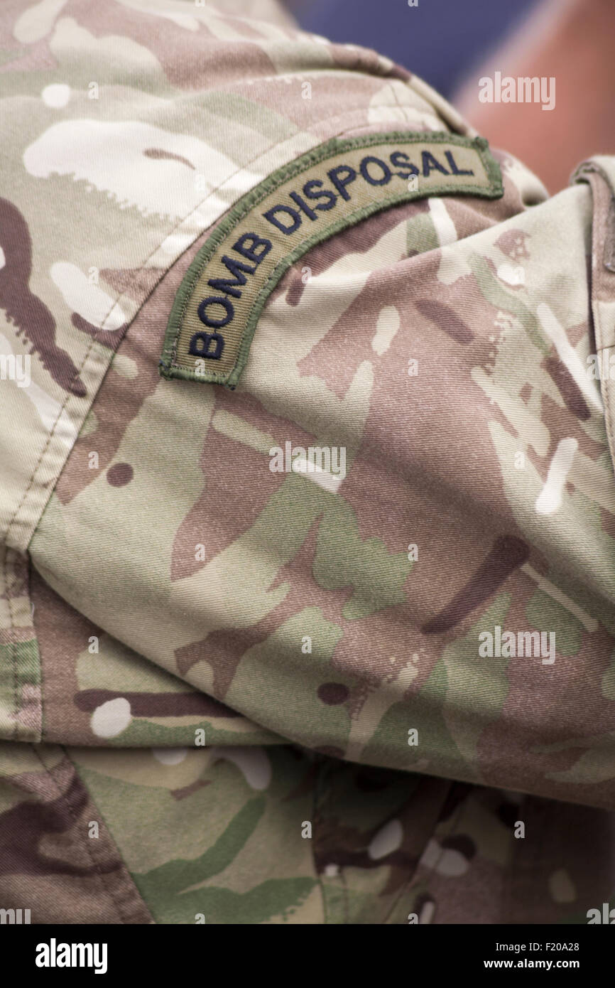 Bomb disposal badge on sleeve of uniform Stock Photo - Alamy