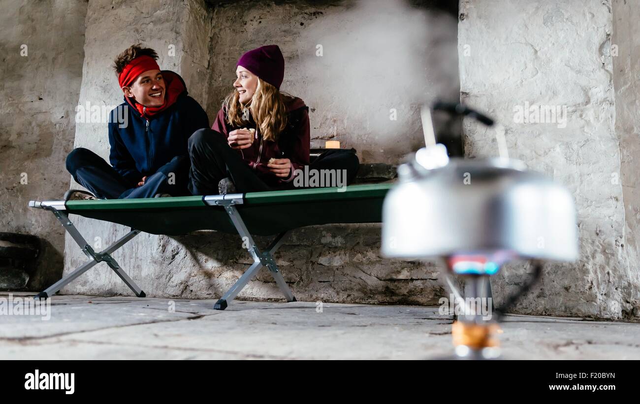 Rest shelter hi-res stock photography and images - Alamy