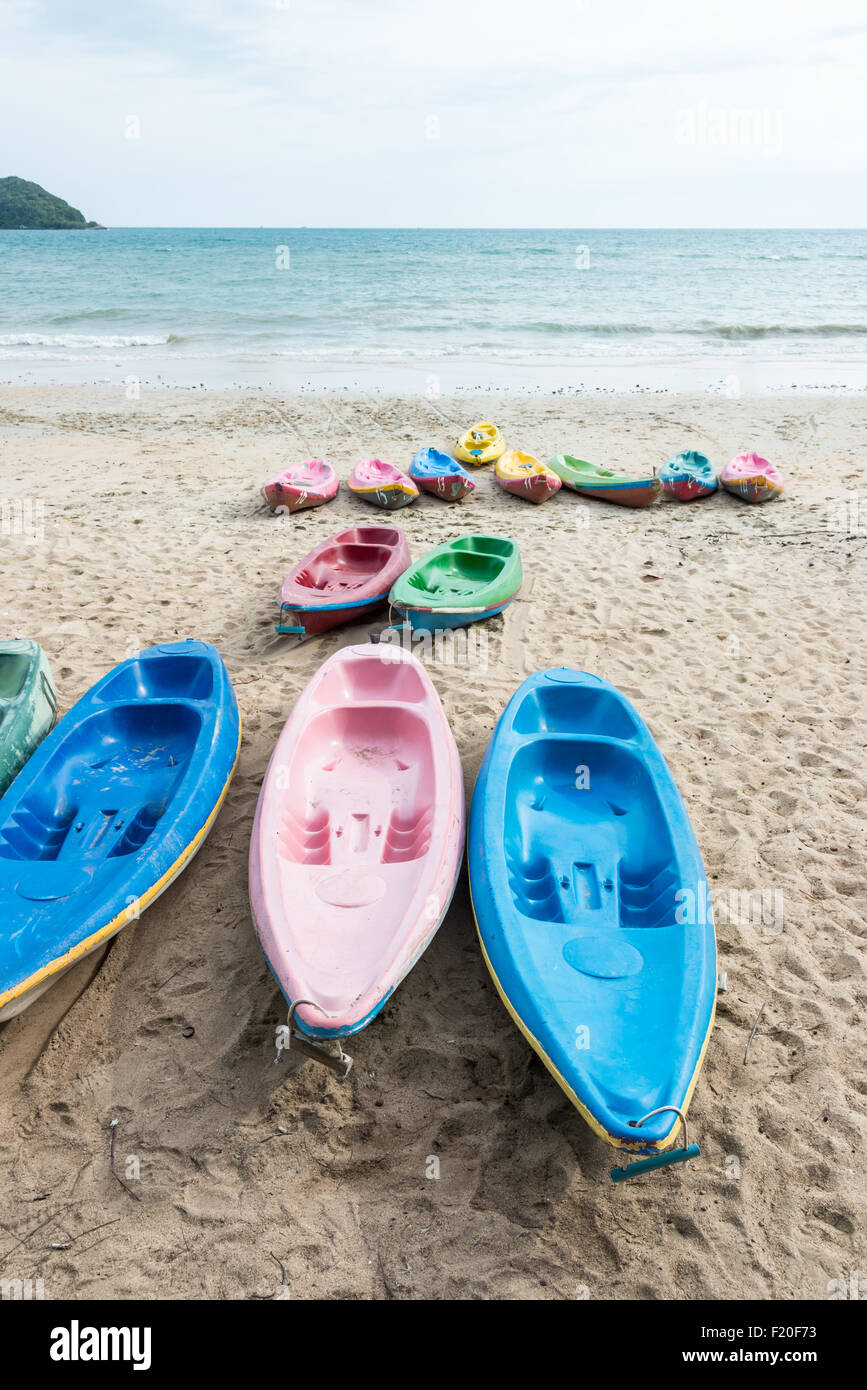 Empty kayak hi-res stock photography and images - Alamy