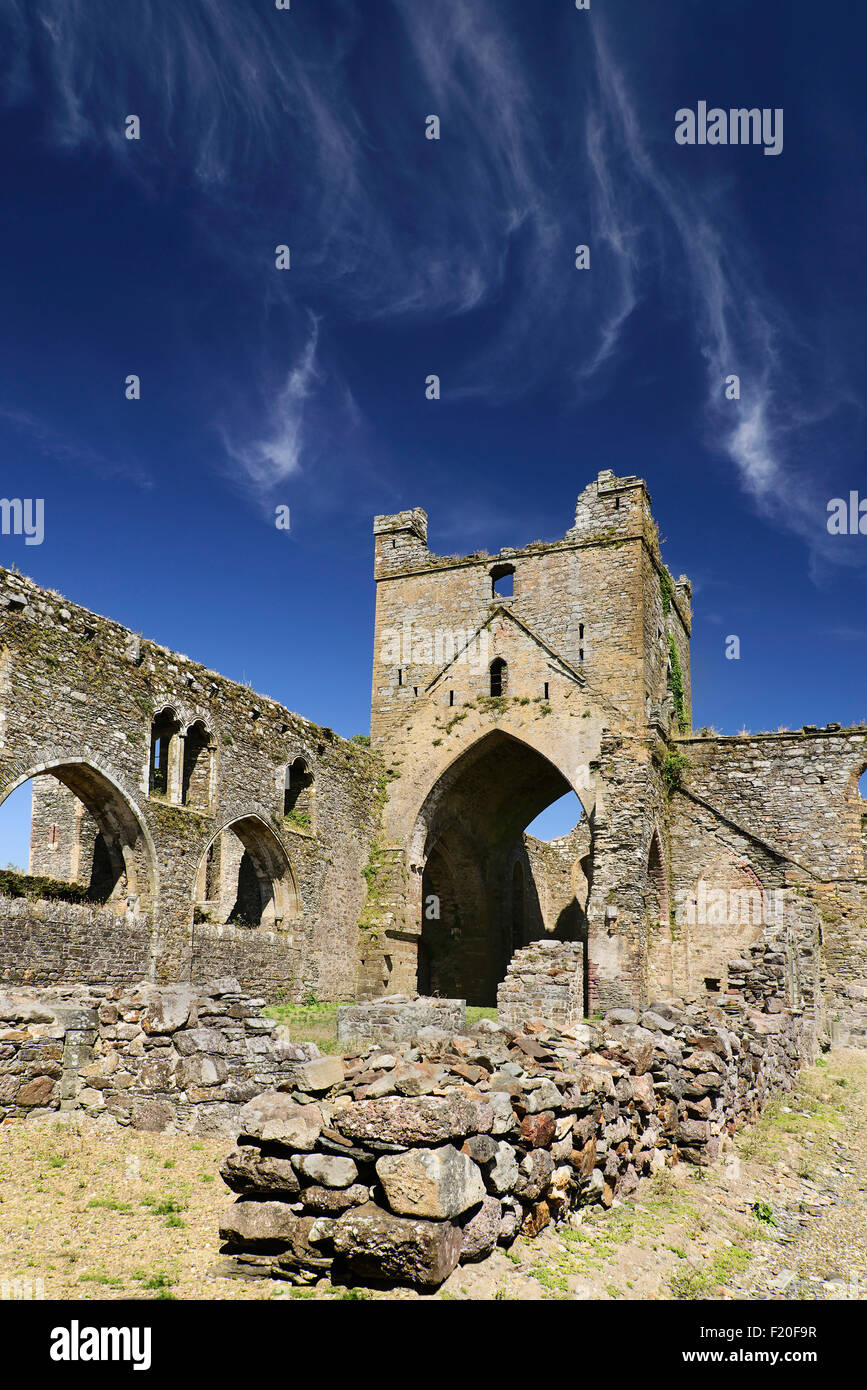 12th century buildings hi-res stock photography and images - Alamy
