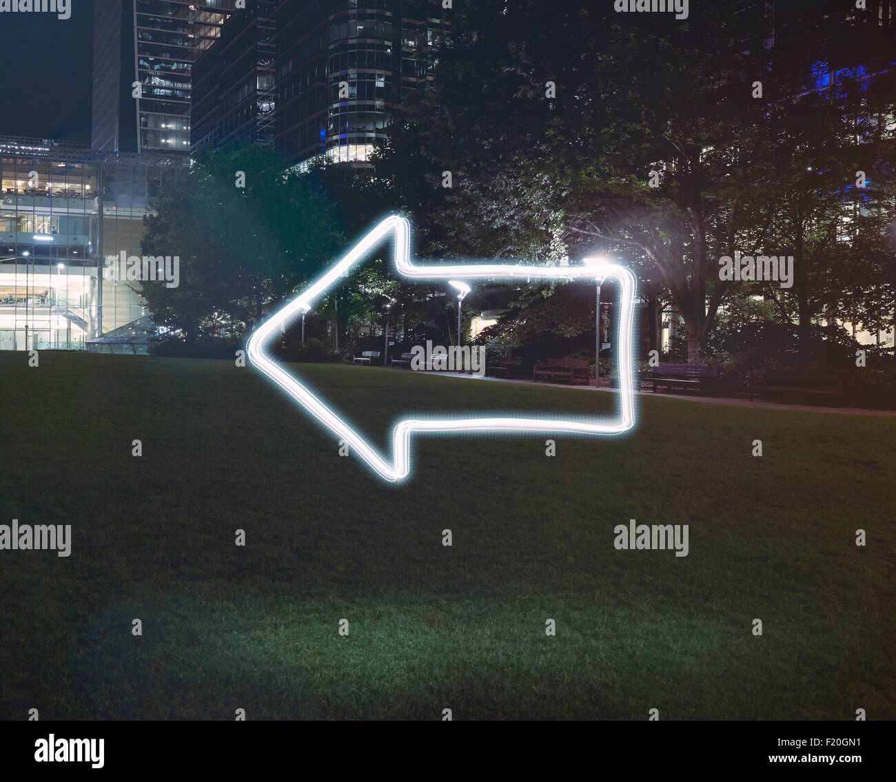 Embellished Arrow Facing Left