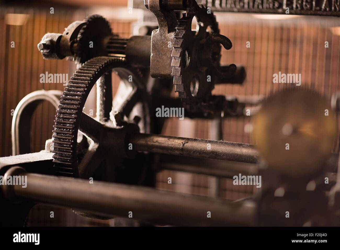 Old iron gears hi-res stock photography and images - Alamy
