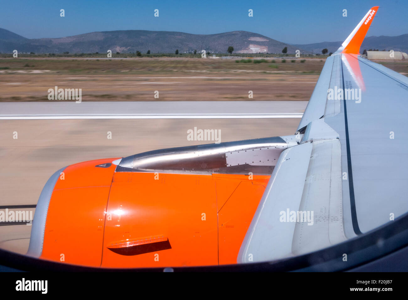 A view out of the window of an EasyJet flight Stock Photo - Alamy