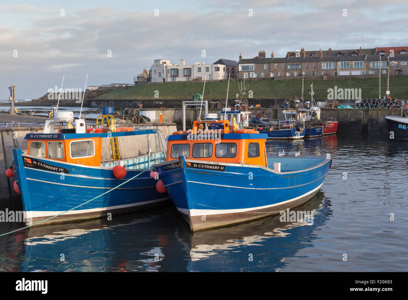 Seahouses fishing boats hi-res stock photography and images - Alamy