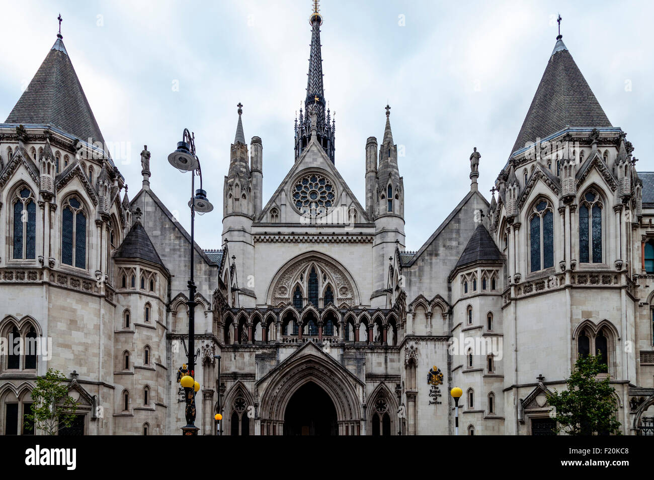 High court london hi-res stock photography and images - Alamy