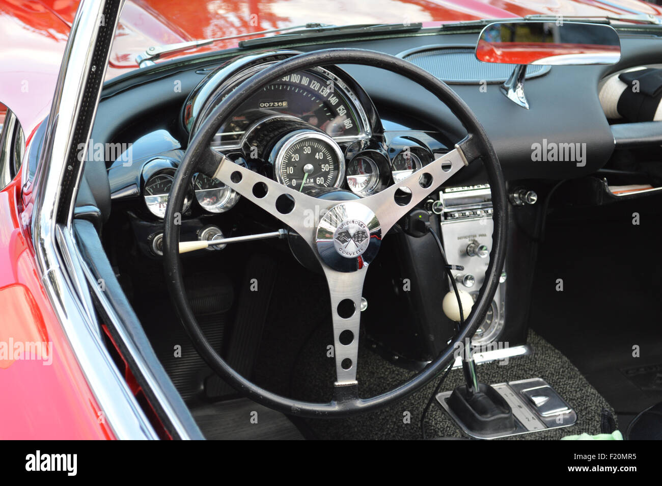 The Interior of a 1962 Chevrolet Corvette Convertible Stock Photo - Alamy