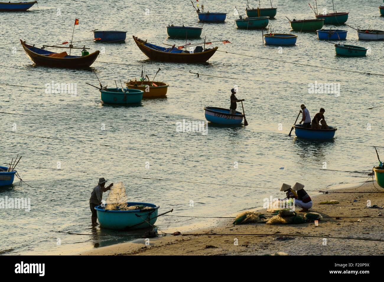 Conical boats hi-res stock photography and images - Alamy