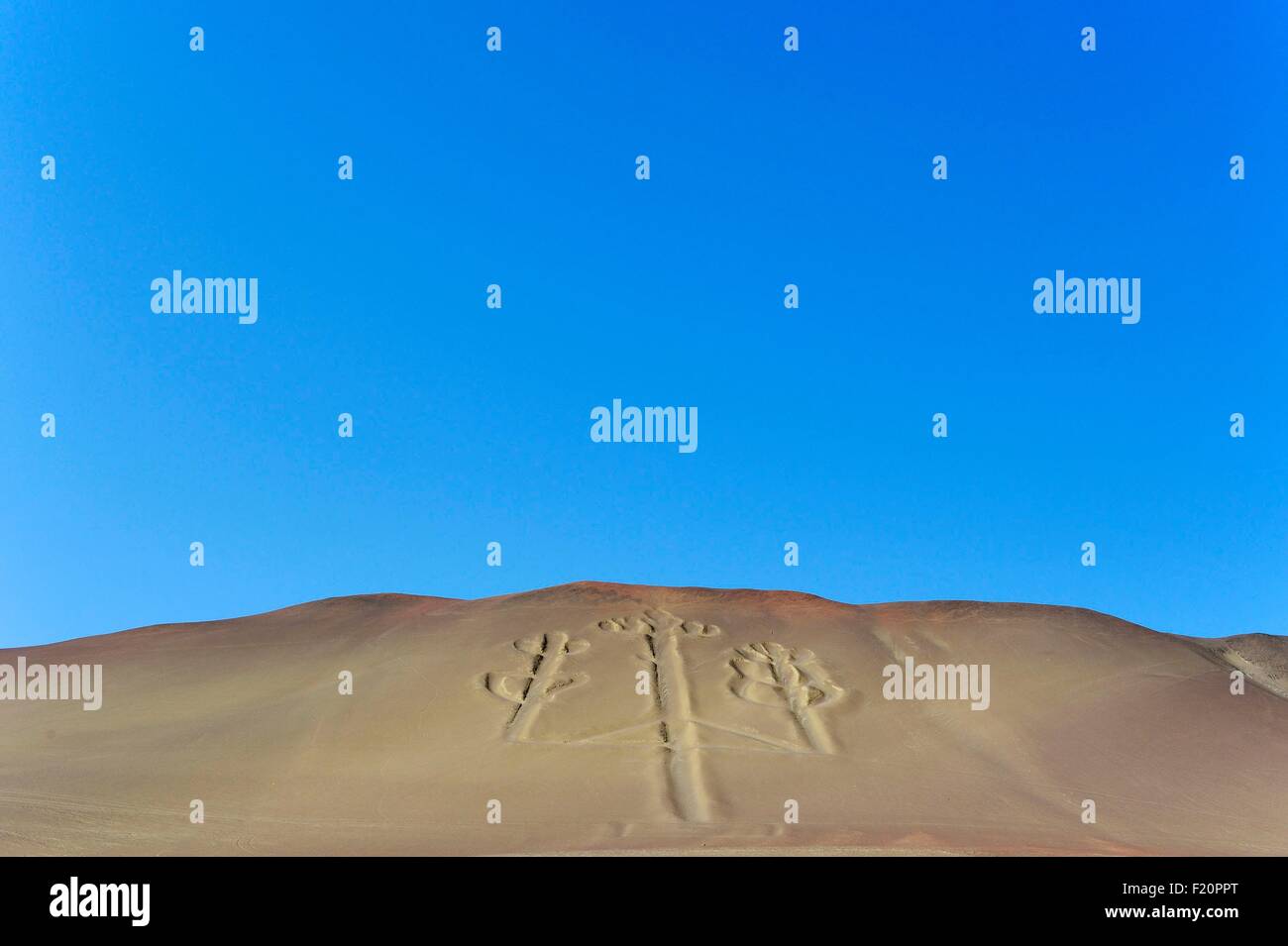 Peru, Pisco Province, Ballestas islands, boat trip across the Paracas ...