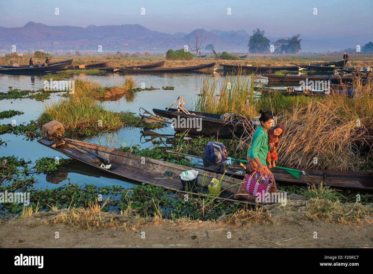Sagar myanmar hi-res stock photography and images - Alamy