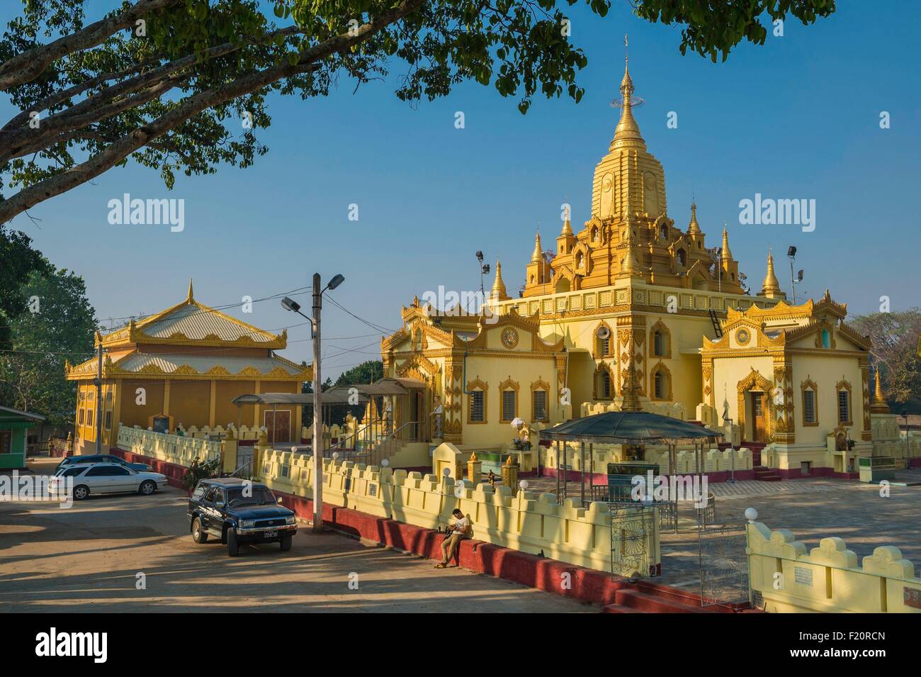 Myanmar (Burma), Kayah state, Loikaw, Myonam Pagoda Stock Photo - Alamy