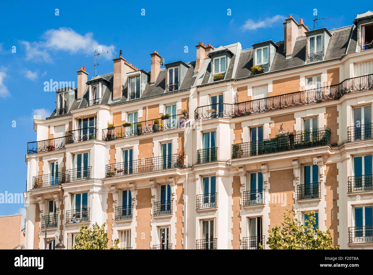 17th arrondissement of paris hi-res stock photography and images - Alamy