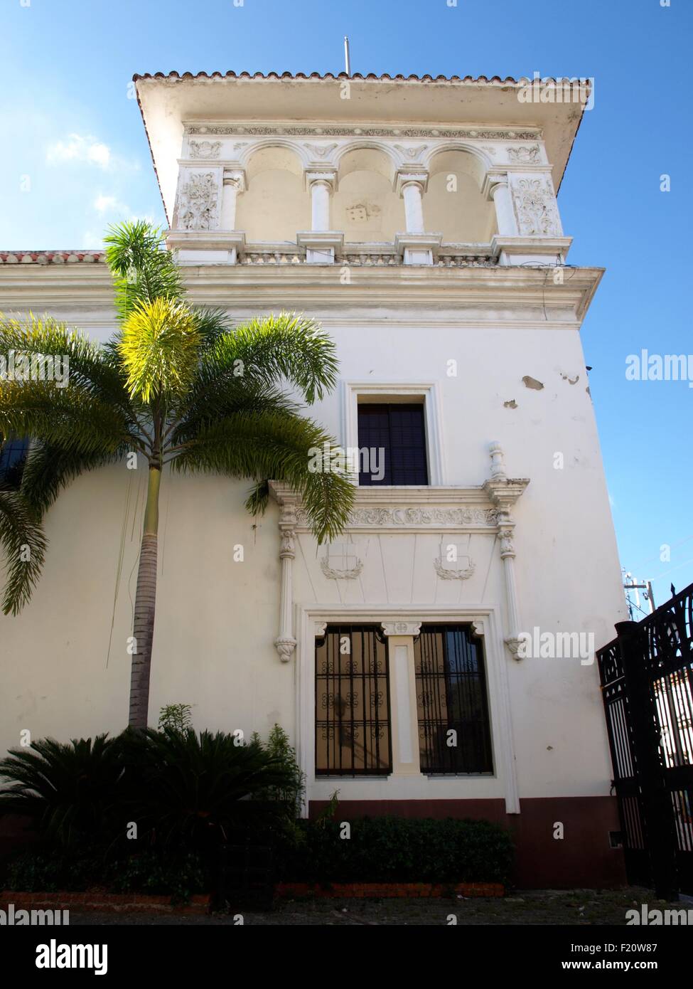 A building in the colonial zone Stock Photo - Alamy