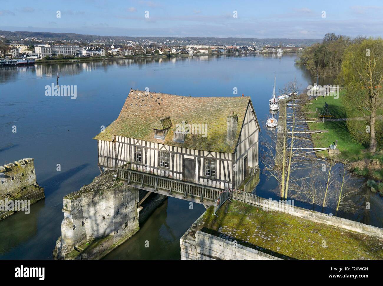 France, Eure, Vernon, Vernonnet, the old water mill on medieval bridge ...