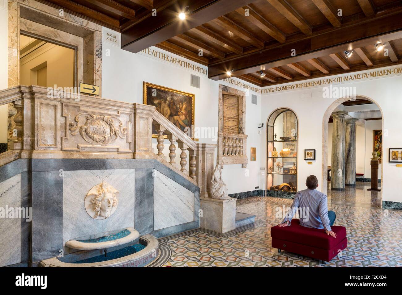 Milan ambrosiana library hi-res stock photography and images - Alamy