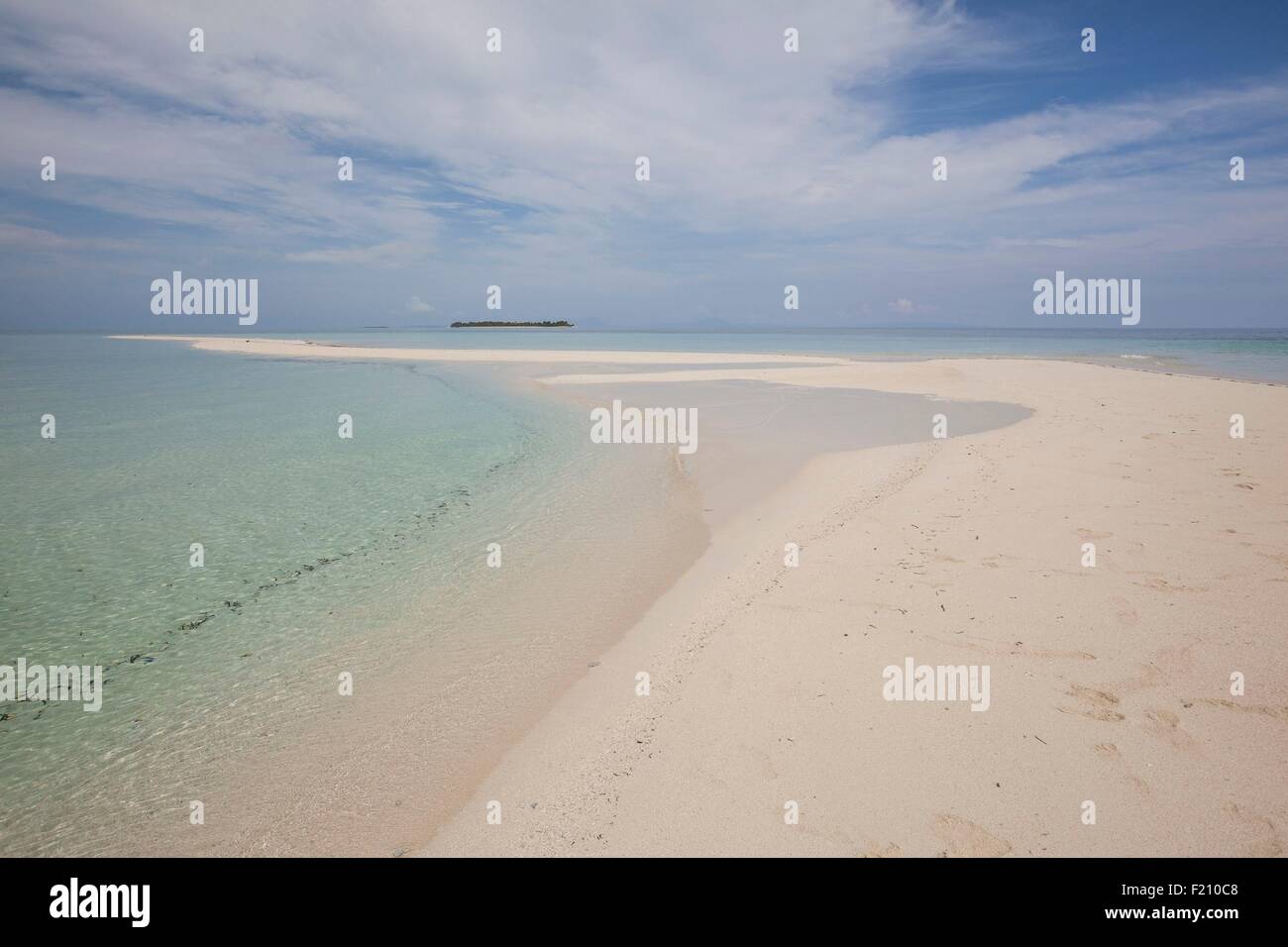 Indonesia, Maluku province, East Seram, Koon island, sandbank uncovered ...