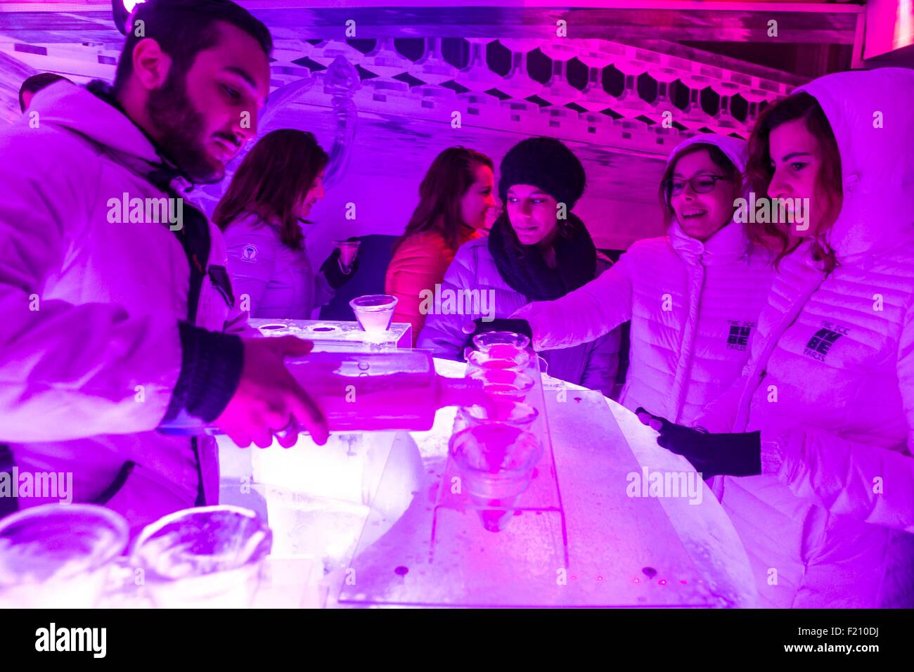 France, Paris, Ice Kube Bar, Bar at -18 Stock Photo - Alamy