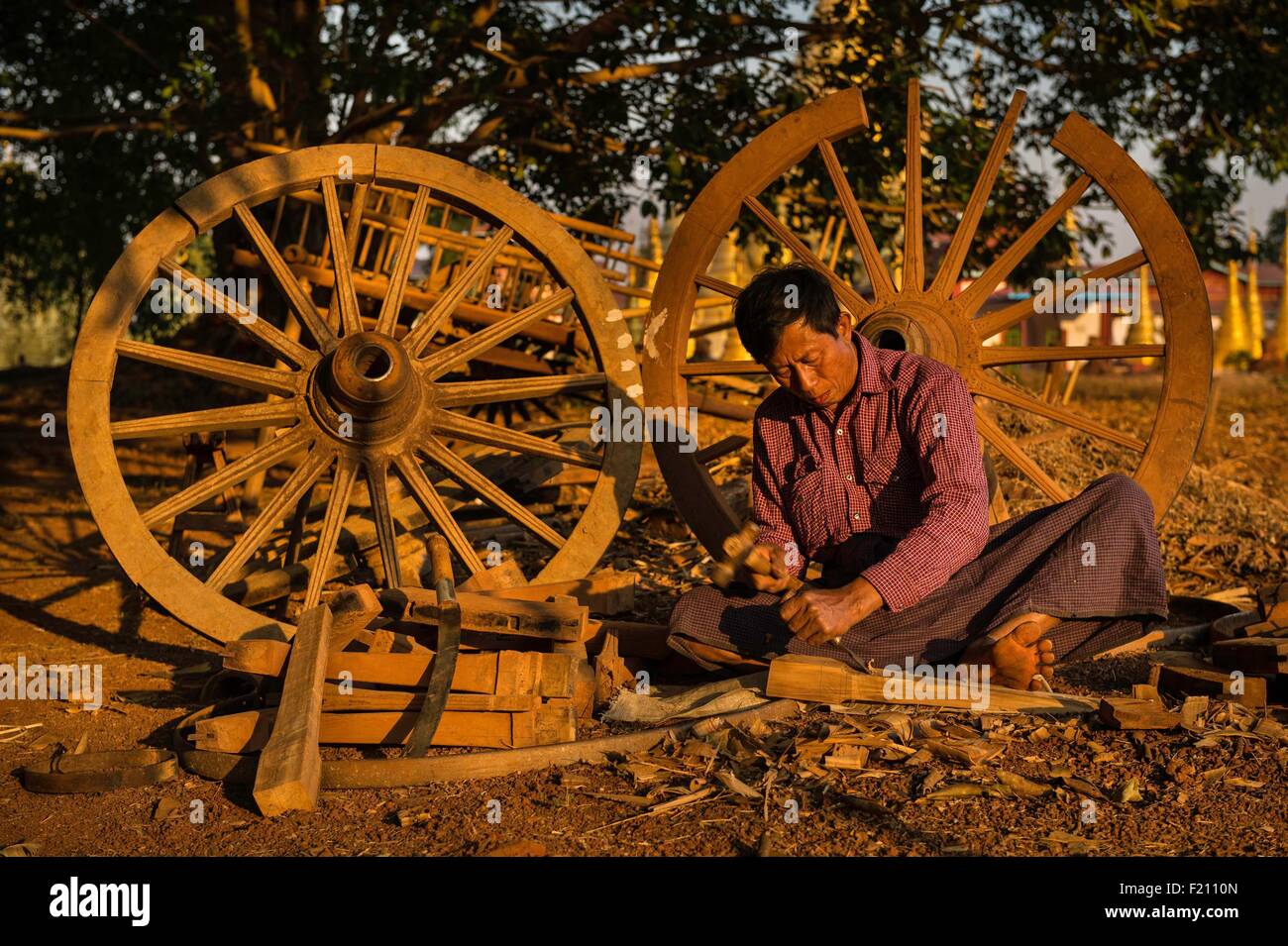 Myanmar (Burma), Shan state, Pa'O Tribe, Hamsu, Maha Myatmuni pagoda, U ...