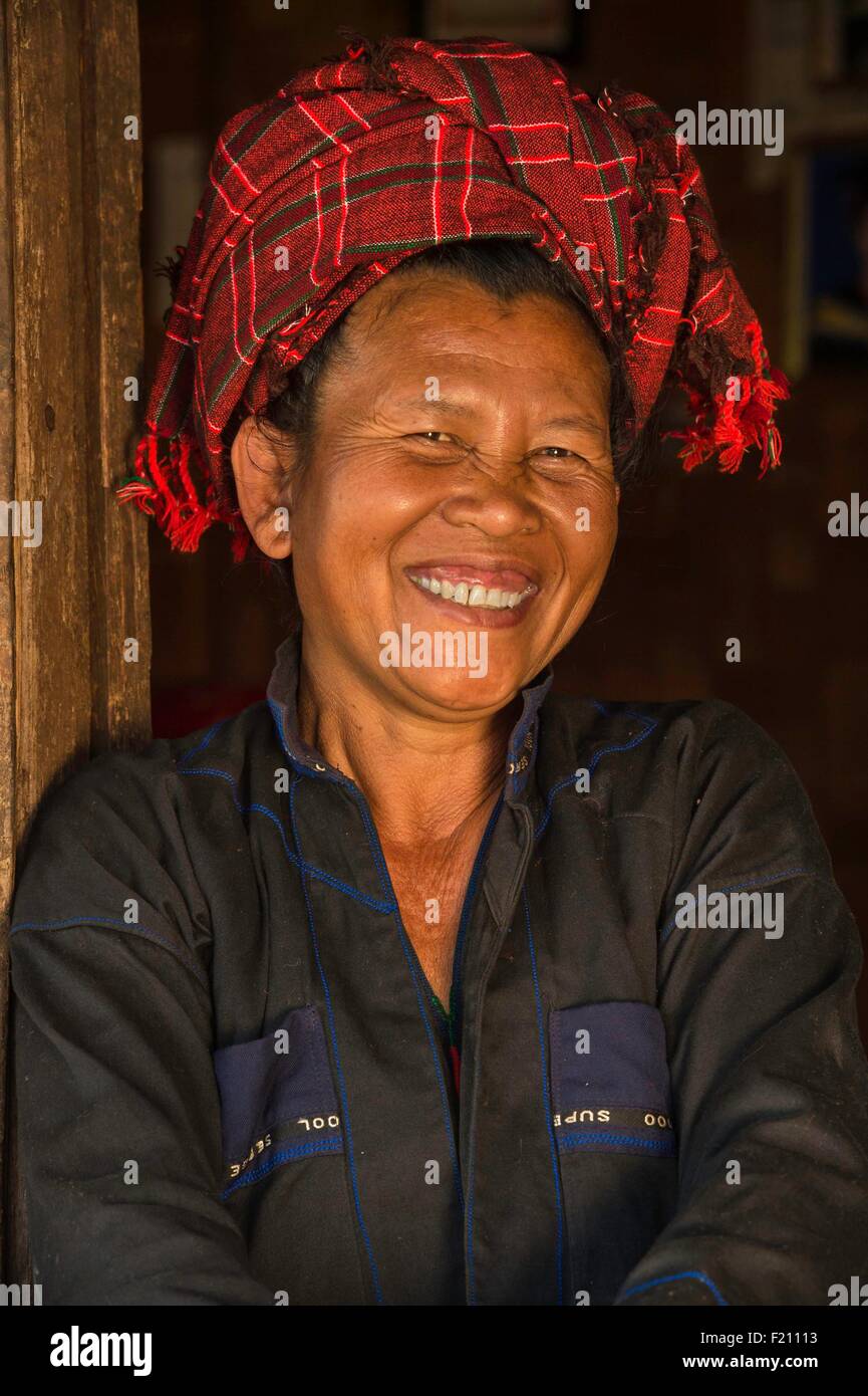 East asian woman turban hi-res stock photography and images - Alamy