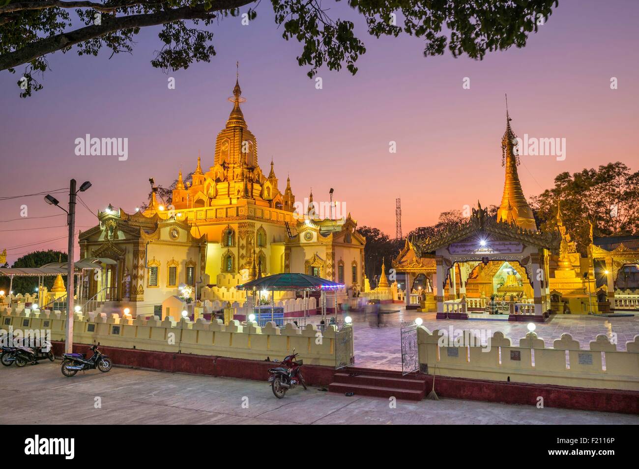 Myanmar (Burma), Kayah state, Loikaw, Myonam Pagoda Stock Photo - Alamy