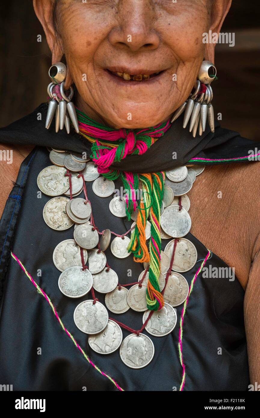 Myanmar (Burma), Kayah state, Kayah tribe, Tani Lar Lae, Daw Soe Myar ...