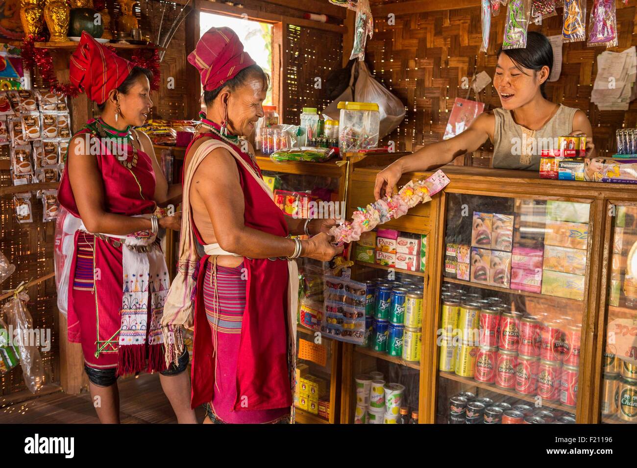 Myanmar (Burma), Kayah state, Kayah tribe, Daw Du Mar Gyi, two kayah ...