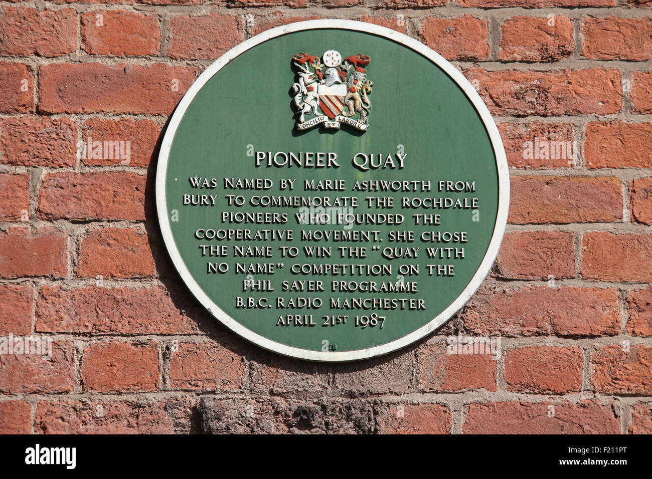 Pioneer plaque hi-res stock photography and images - Alamy