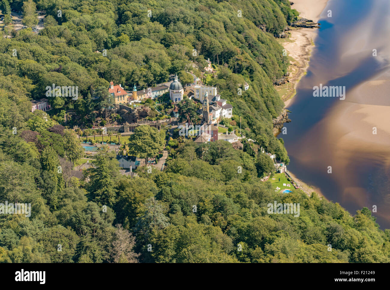 Portmeirion aerial hi-res stock photography and images - Alamy