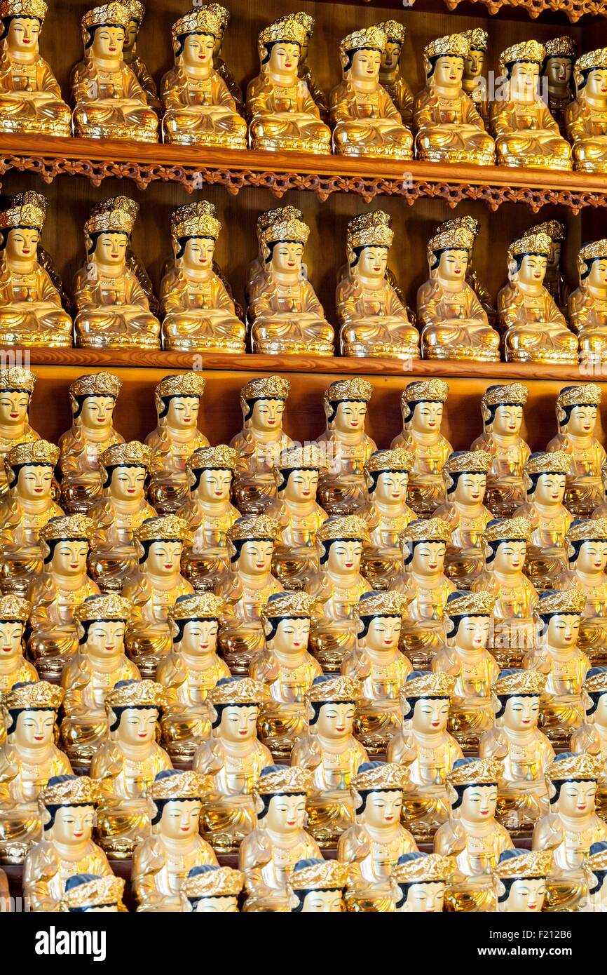 South Korea, Seoul, Samseong-dong, Bongeunsa Buddhist temple founded in ...