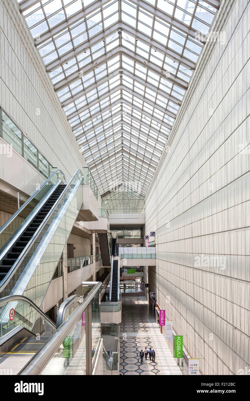 Coex convention exhibition centre hi-res stock photography and images ...