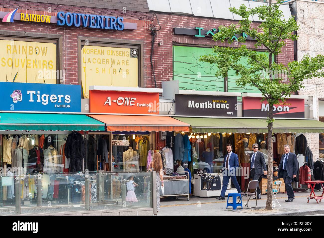 Itaewon hi-res stock photography and images - Alamy