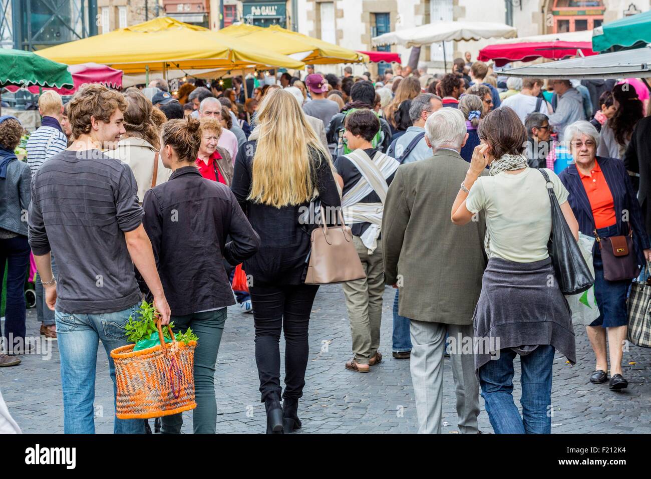 Rennes market hi-res stock photography and images - Alamy