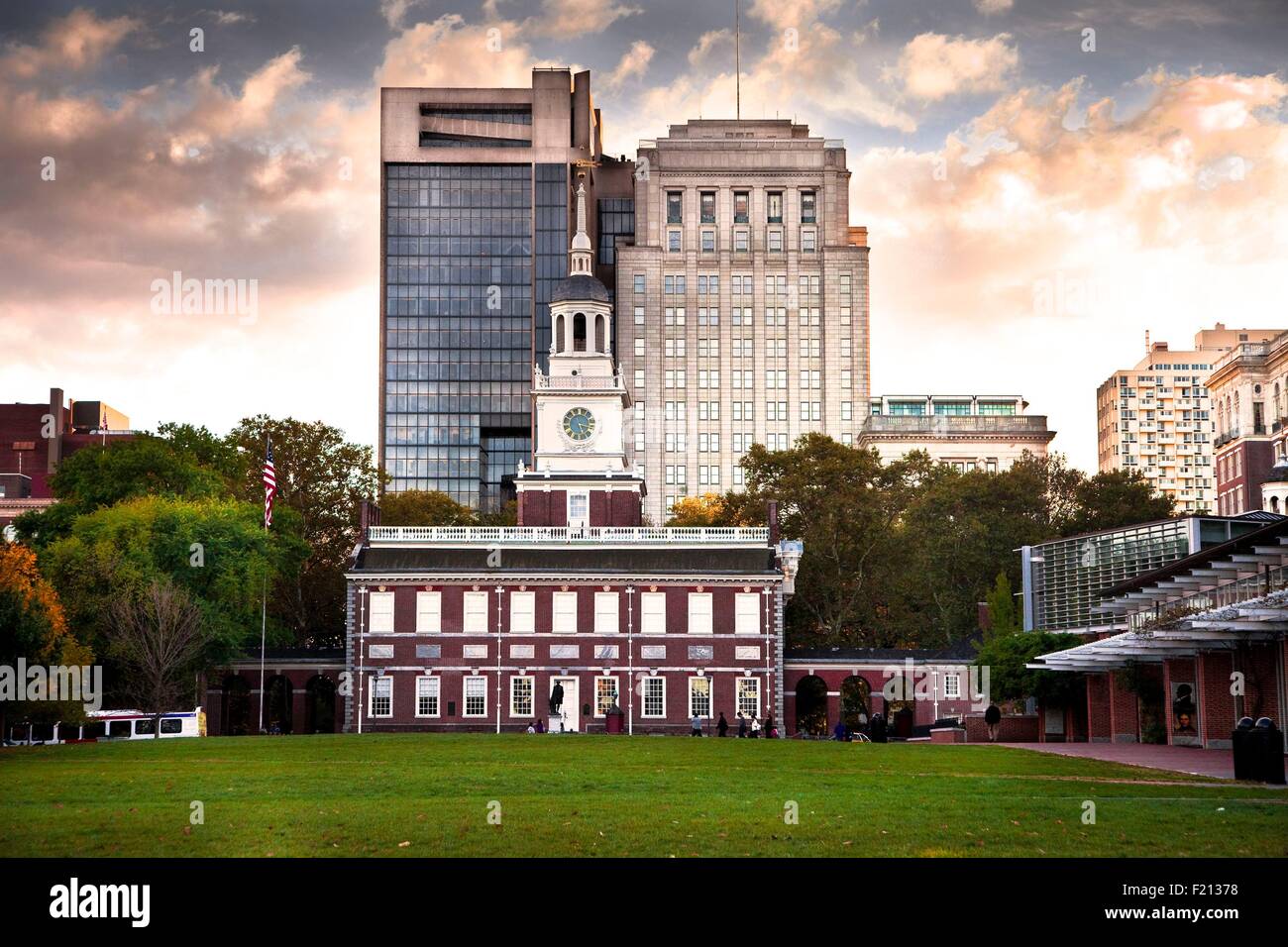 Old city hall philadelphia hi-res stock photography and images - Alamy