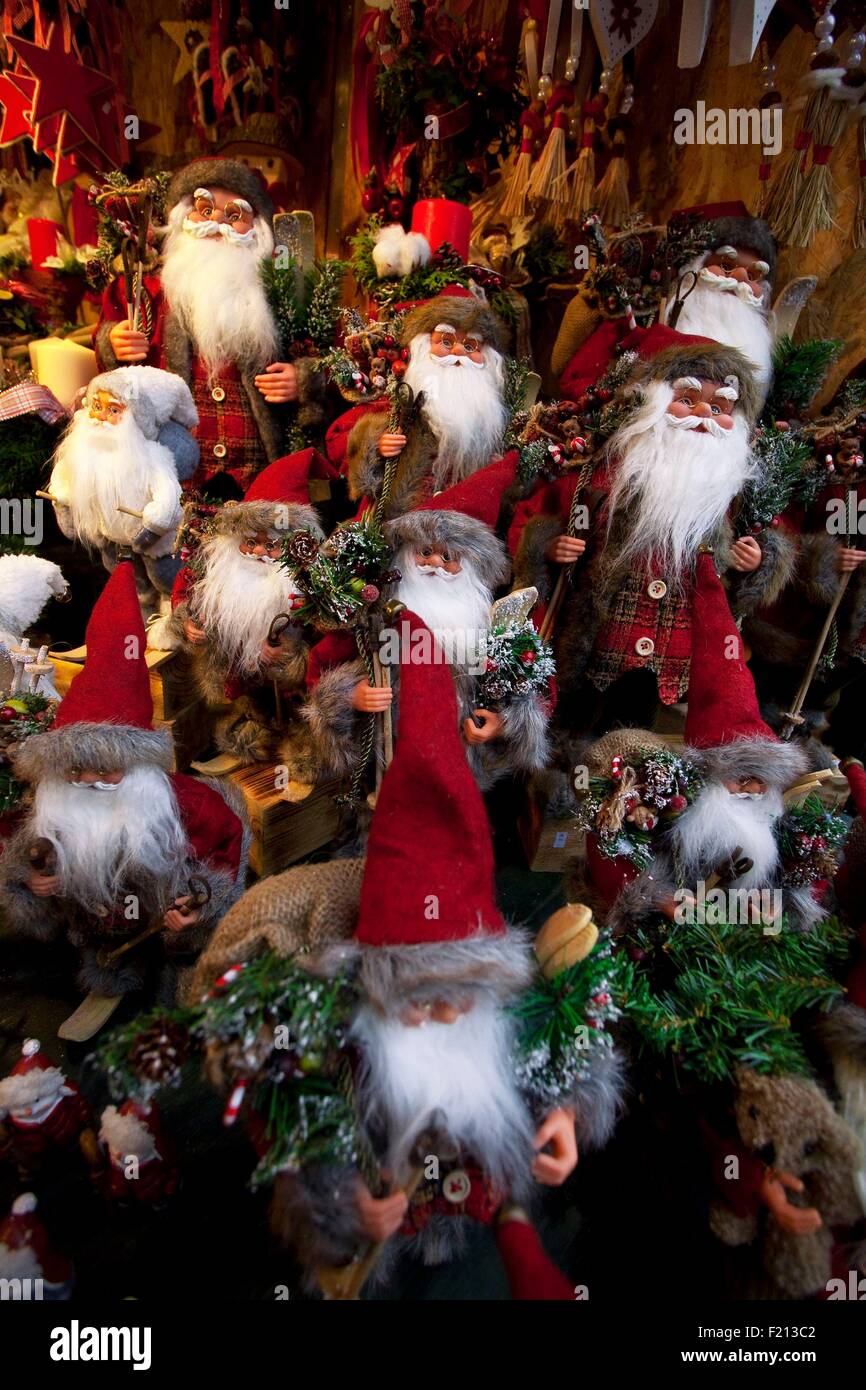 Christmas santa hi-res stock photography and images - Alamy