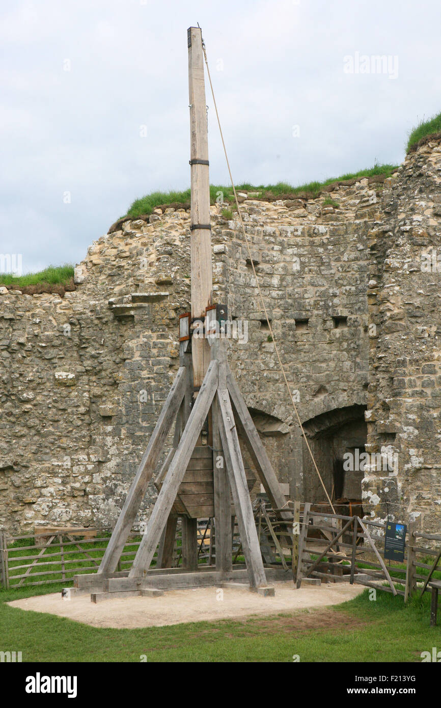 Trebouchet hi-res stock photography and images - Alamy