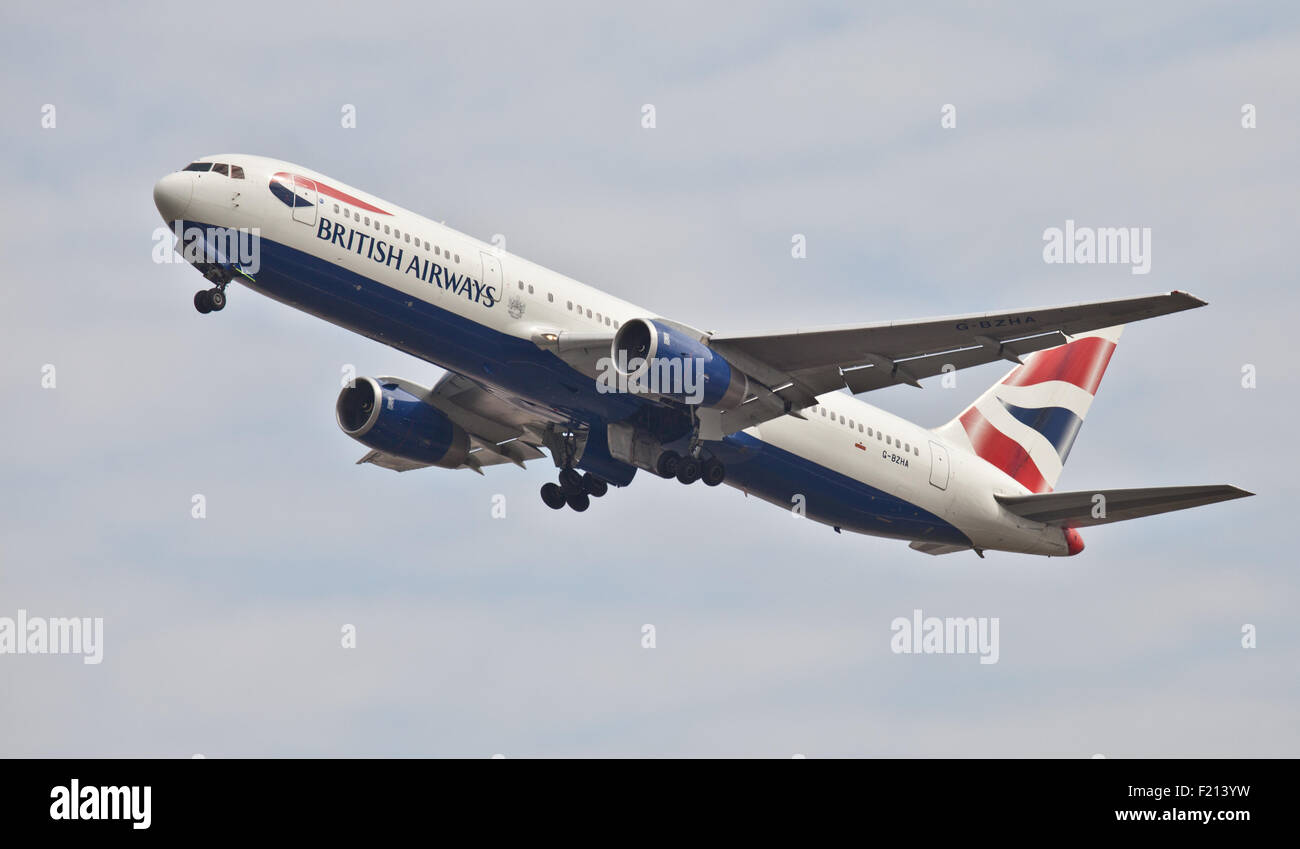 British Airways 767 In Flight High Resolution Stock Photography and ...